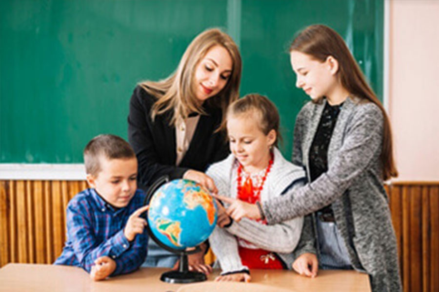 English Teaching Courses – Asian College of Teachers